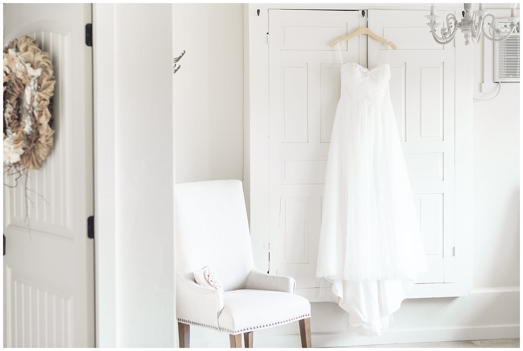 DOUG + ASHLEY | TWO HARTS BARN WEDDING